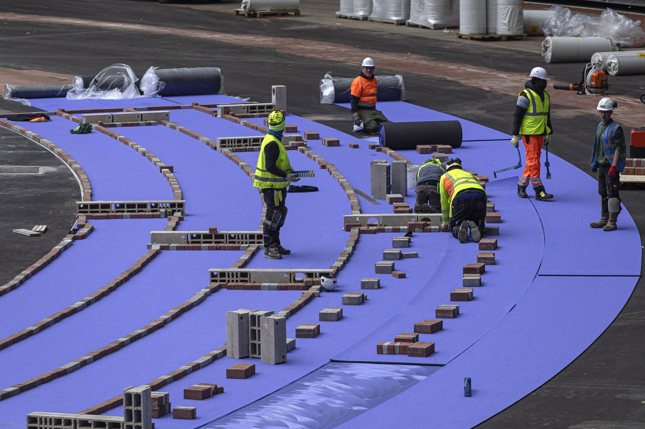 OLY Paris 2024 Stadium – SportsTravel