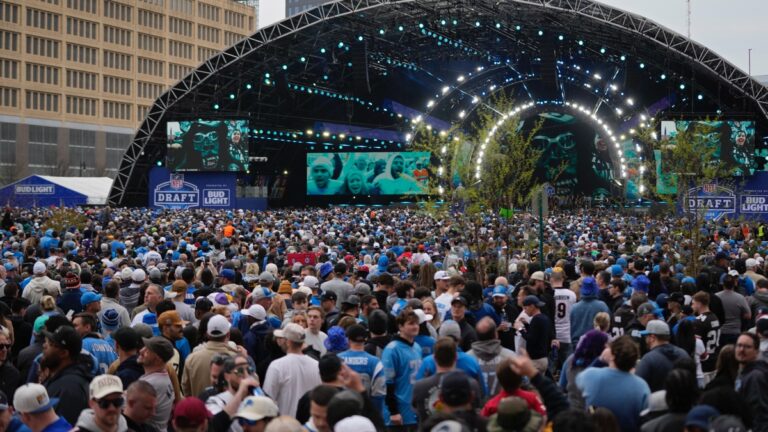 Green Bay Takes NFL Draft Baton from Detroit, Prepares for 2025 ...